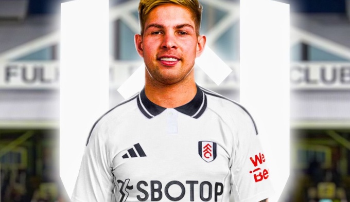 Chia tay Smith Rowe, Arsenal phát hiện 2 "ngư ông đắc lợi"