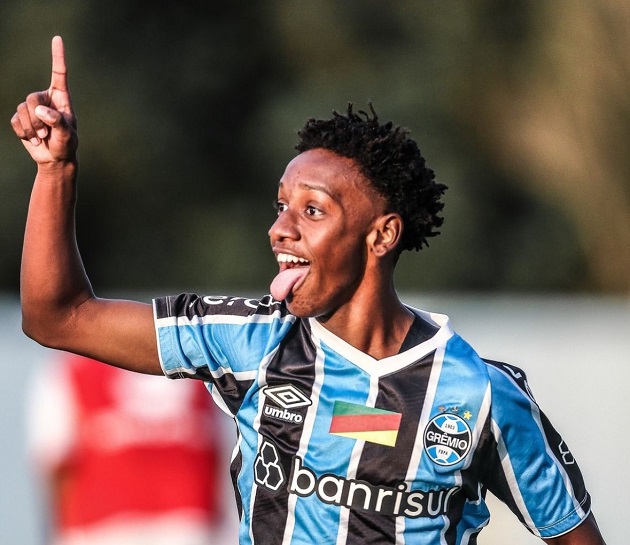 Chelsea tự tin có thần đồng Brazil Gabriel Mec