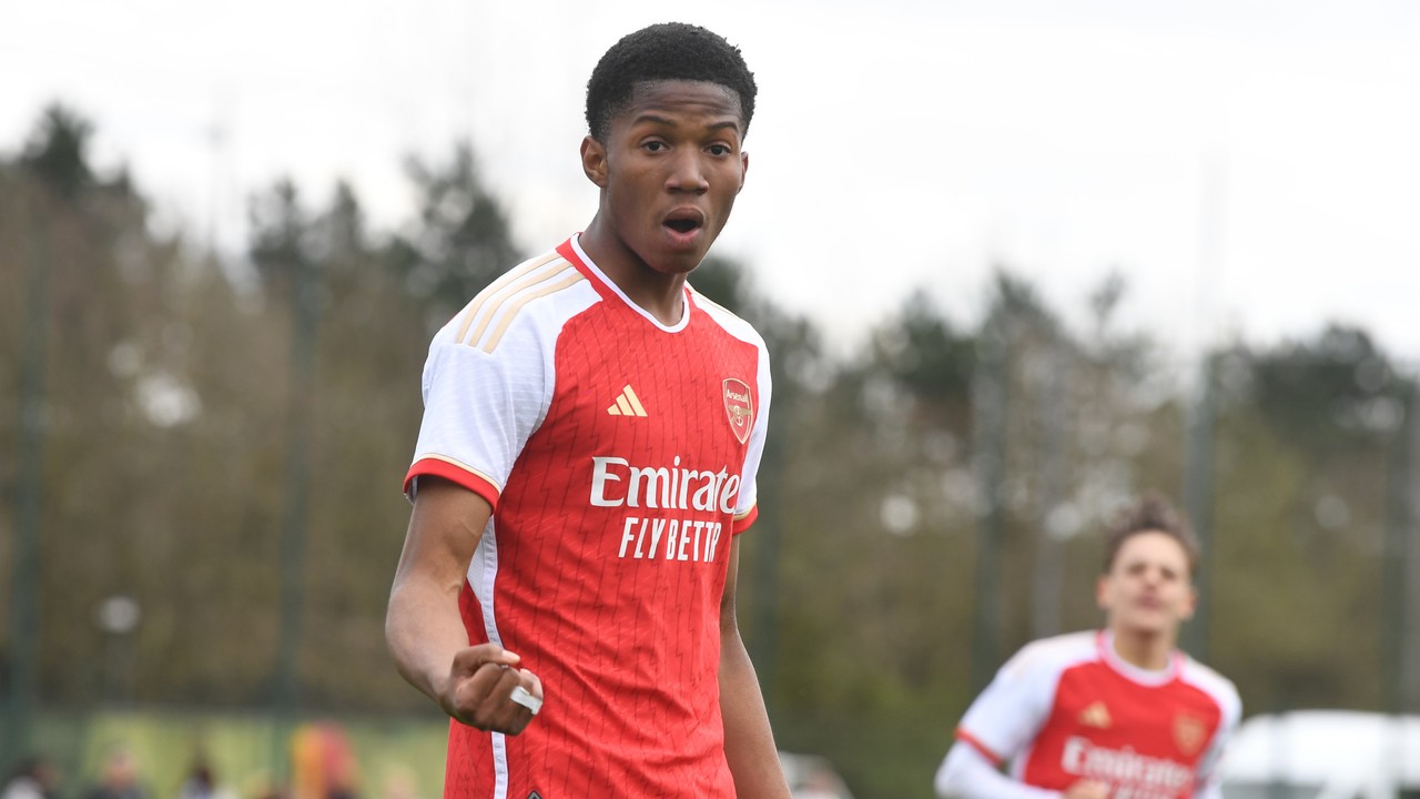 Tin chuyển nhượng Arsenal sáng 31/7: Obi Martin đến M.U; Số áo mới cho ...